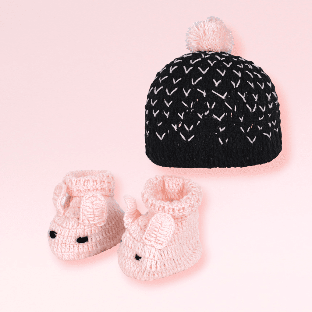 Black and Baby Pink cap & shoe set - Little Croche Creation
